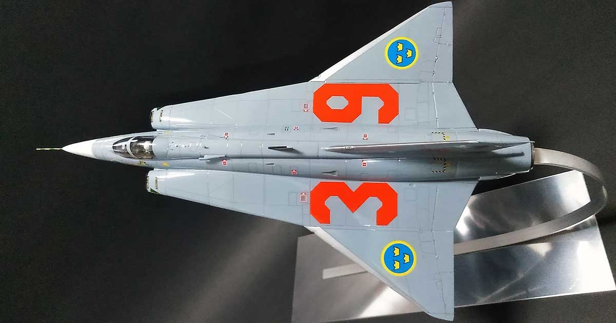 ハセガワ 1/48 J35ドラケン：スウェーデン空軍 グレー系迷彩